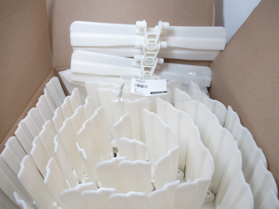 Flexlink XBTP3A295 X300 Plain Chain, 295mm - industrialautomationparts.com