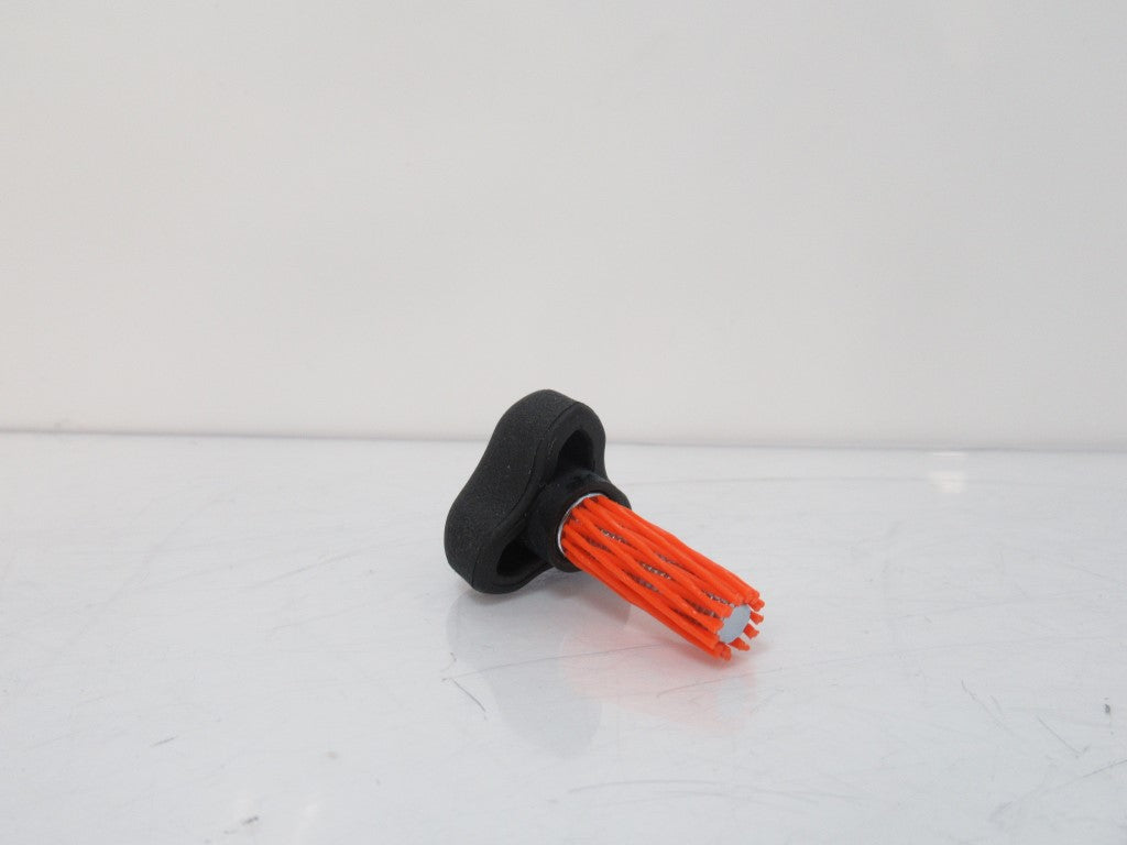 Comfort-Grip Three-Arm Knob TRIAD-30-M6-25 With M6 x 1mm Threaded Stud ...