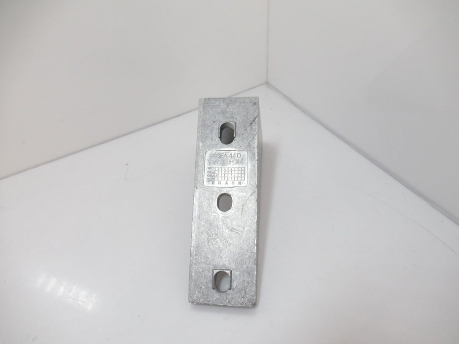 XCFA 44 D FlexLink XC Angle Bracket — industrialautomationparts.com