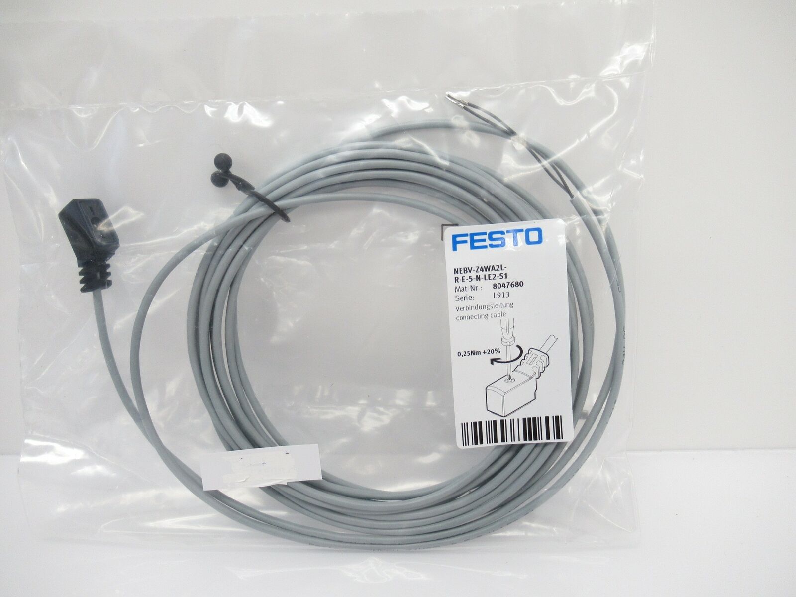8047680 NEBV-Z4WA2L-R-E-5-N-LE2-S1 Festo Connecting Cable 2.9 mm (New ...